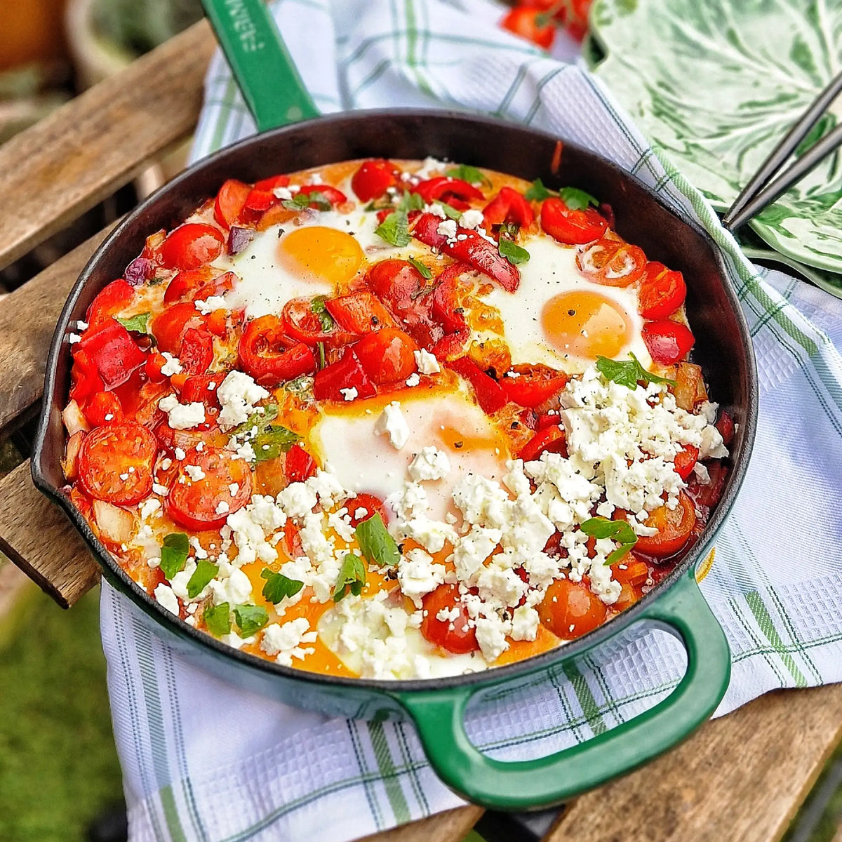 Smaltovaná litinová pánev bez poklice Ø 26 cm, zelená – Fabini.cz